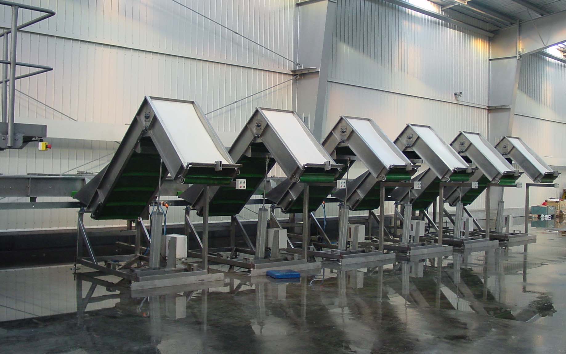 Gooseneck Bin Filler | Wyma Solutions